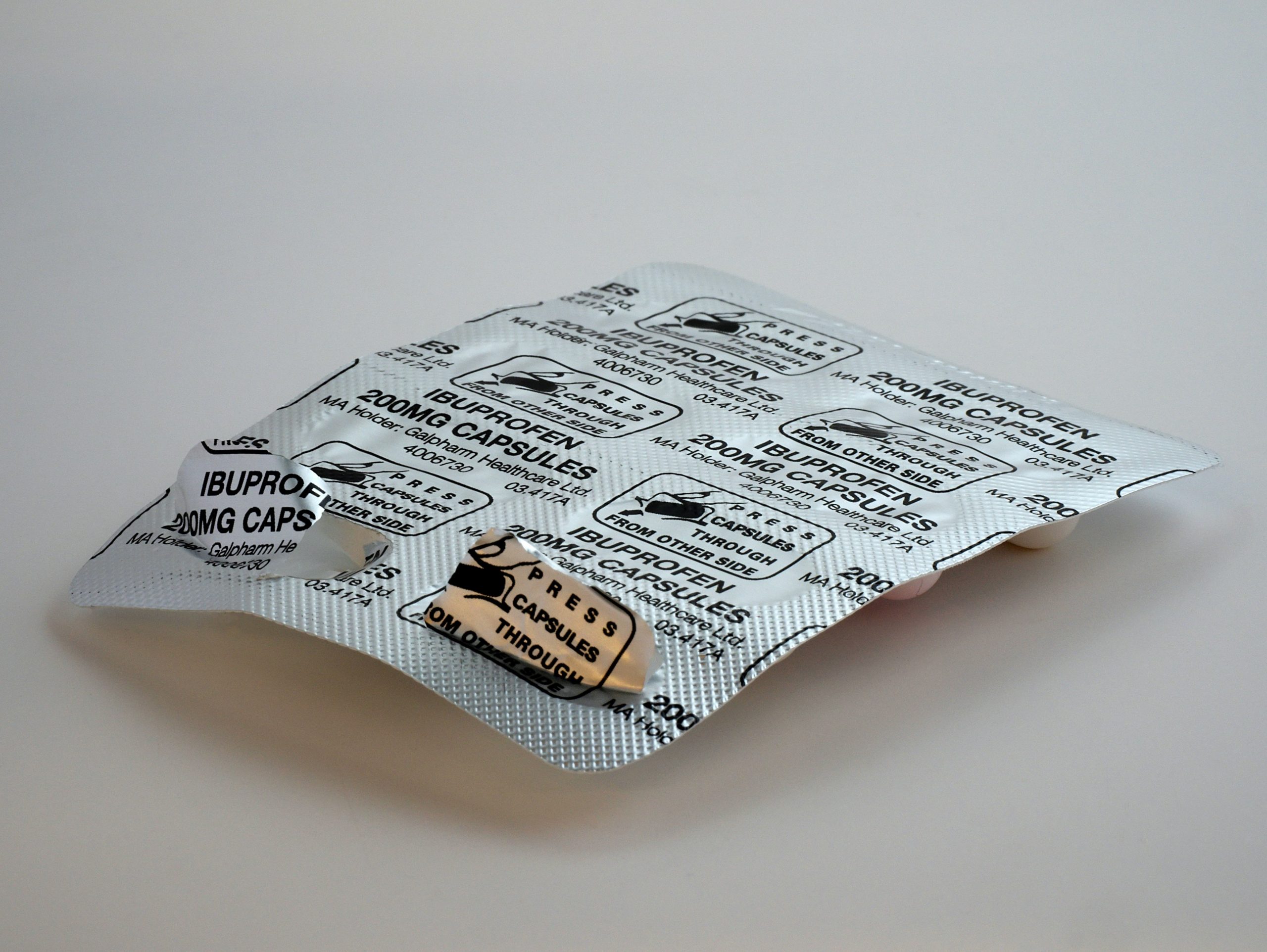 Ibuprofen intravena (IV) untuk pengobatan demam dan nyeri - PIOLK